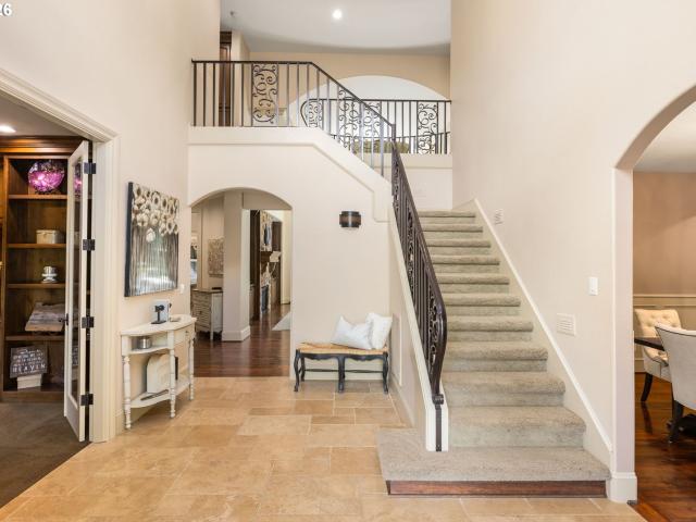 10329 se regina ct