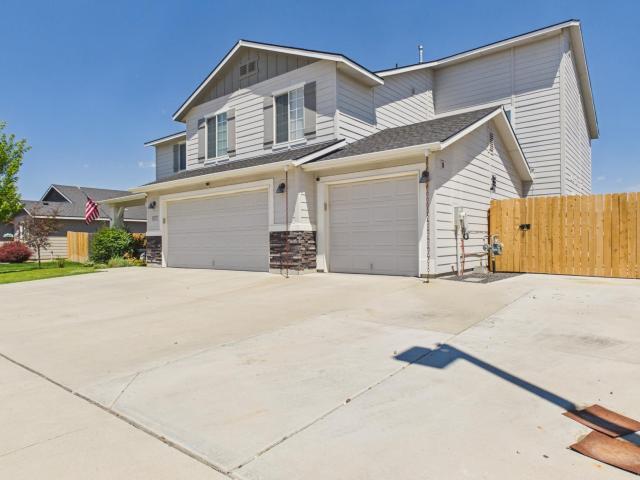 1032 Millwood Ave
