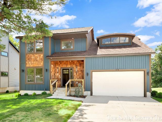 1032 Arlington Avenue