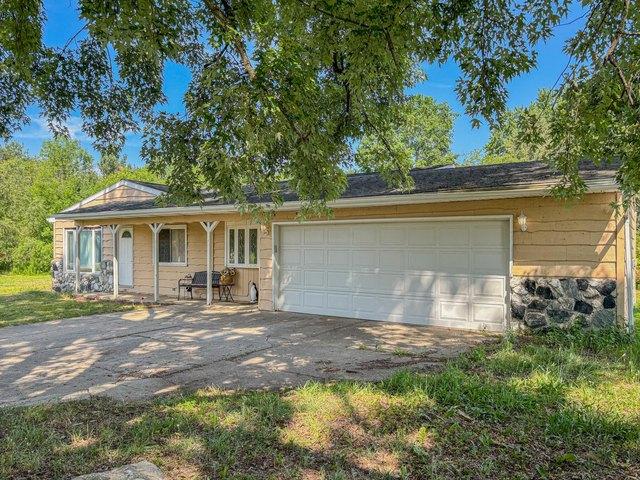 1032 Birdie Dr, Lake Isabella, MI 48893