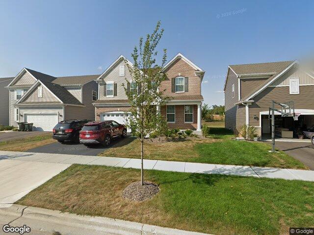 1032 Blazing Star St, South Elgin, IL 60177