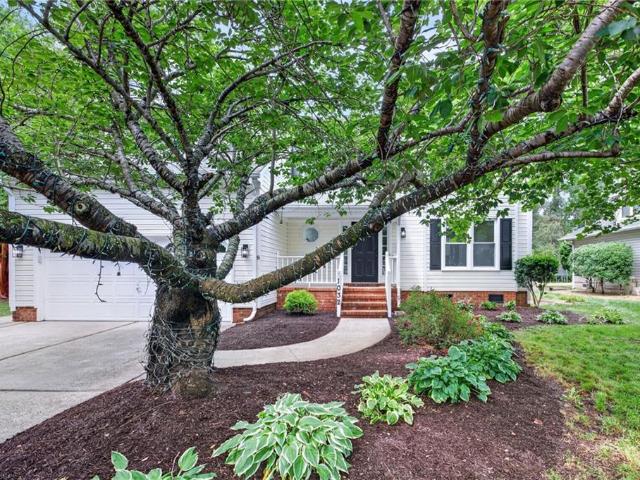 1032 Copper Stone Cir