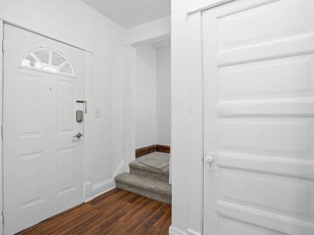 1032 KIRKWOOD Boulevard