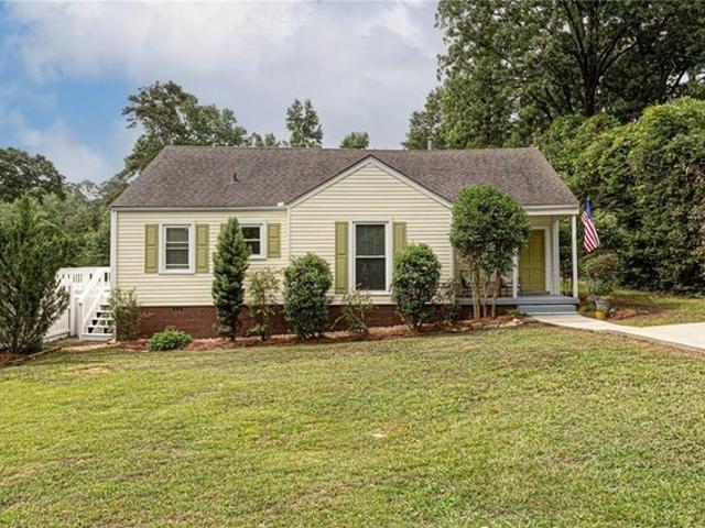1032 Lakeview Dr, Auburn, AL 36830