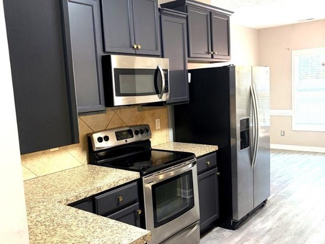 1032 Saint Johns Loop