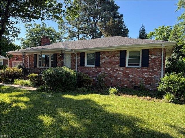 1032 Valmire Dr, Chesapeake, VA 23320