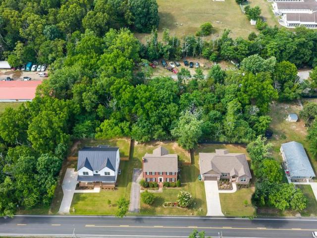 1032 W Oak Road