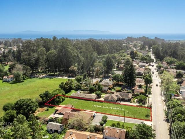 1032 Western Dr, Santa Cruz, CA 95060