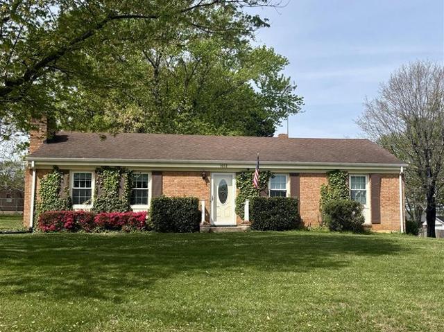 1032 Windy Ridge Dr, Bedford, VA 24523