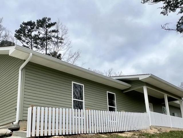 1032 Woodgate Rd, Ringgold, GA 30736