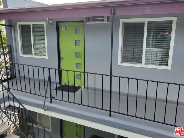 10333 Santa Monica Boulevard 10