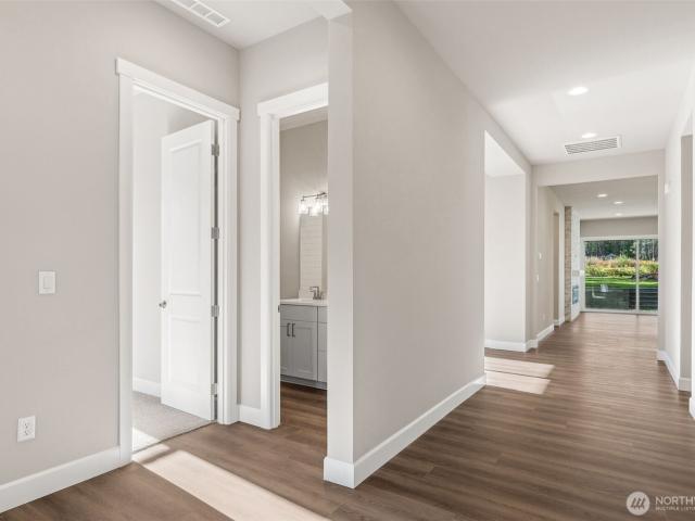 10330 th Avenue NE # 224