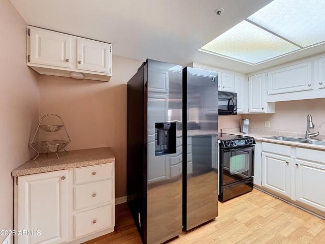 10330 W Thunderbird Boulevard # A103