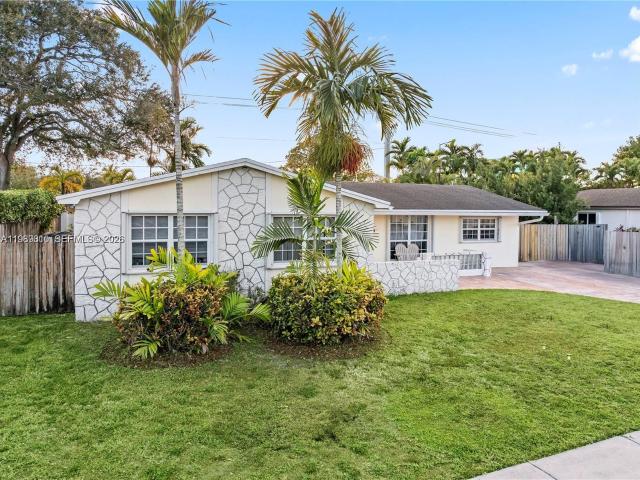 10330 SW 103rd Ct, Miami, FL 33176 | MLS #A11989 | Compass