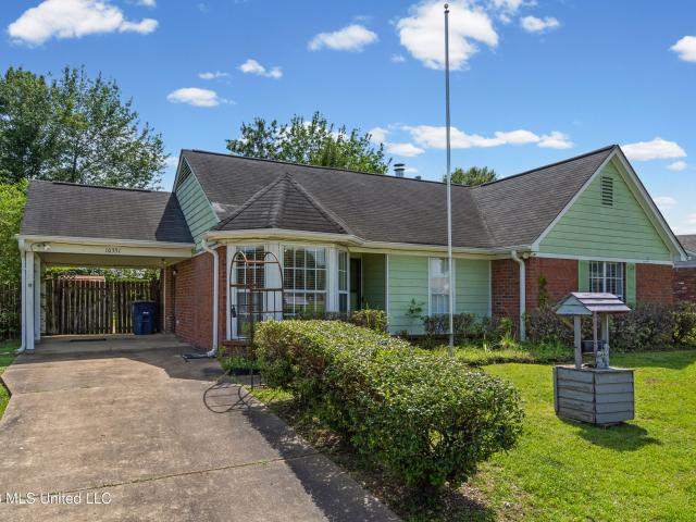 10331 Oak Leaf Drive