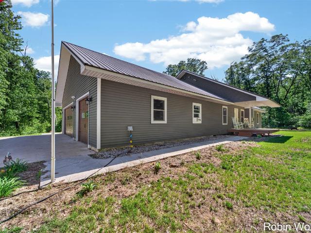 10337 Schow Road