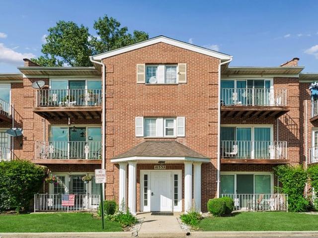 10337B Dearlove Rd, Glenview, IL 60025
