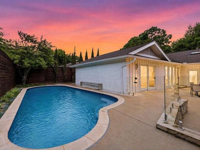 10334 White Rock Pl, Dallas, TX 75238