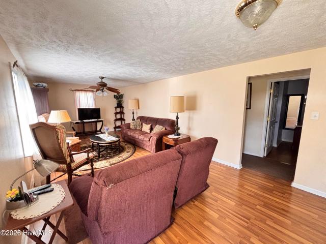 10335 Garland Highway