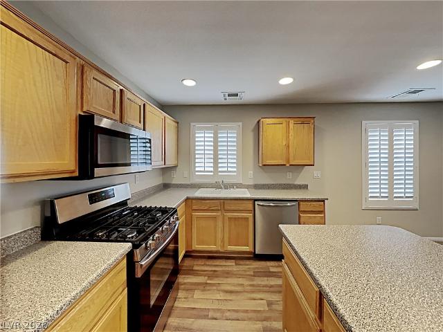 10339 Ladybug Bend Street