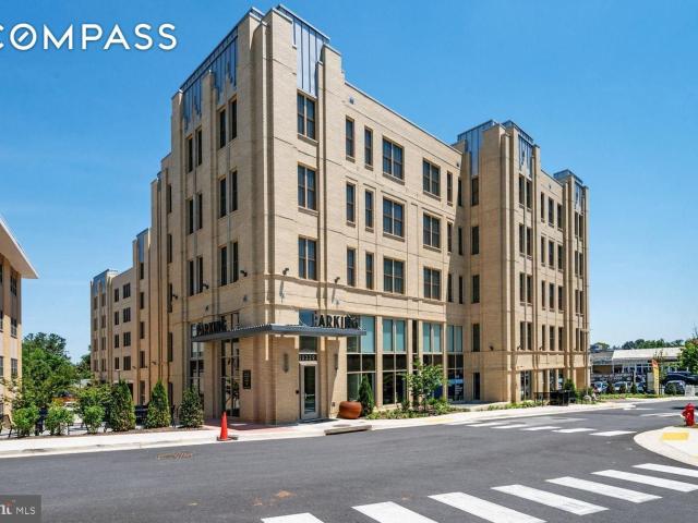10339 Old Georgetown Rd 203, Bethesda, MD