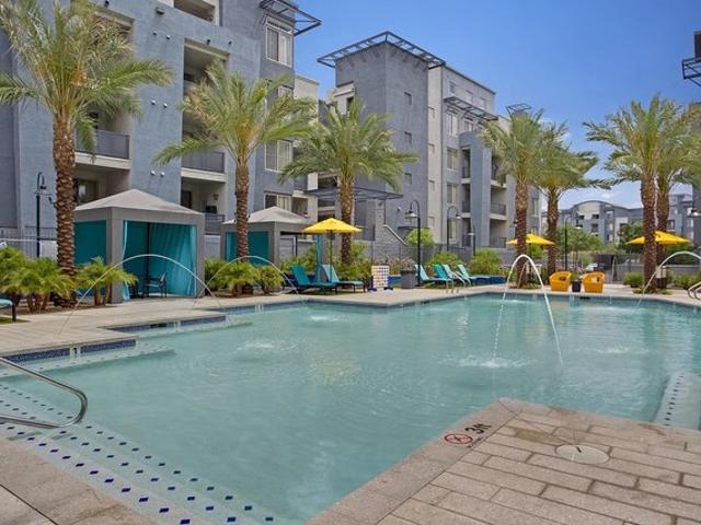 1033 N Parkside Dr, Tempe, AZ 85288