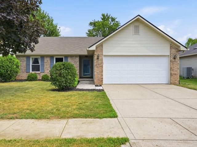 1033 Berwyn Rd, Whiteland, IN 46184