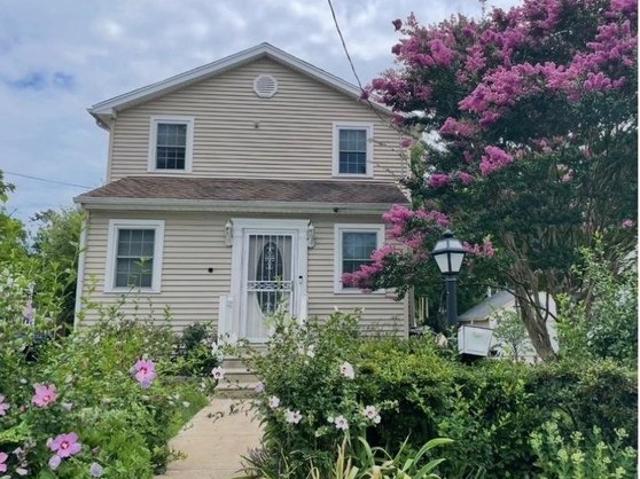 1033 Galbreath Ave, Upper Chichester, PA 19061