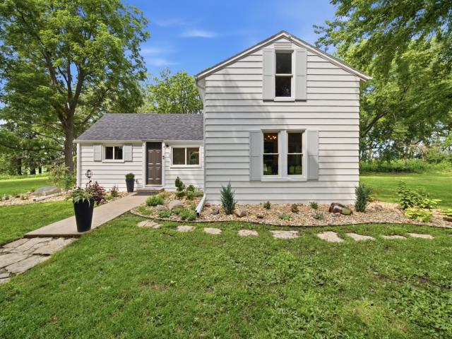 1033 Highway SW