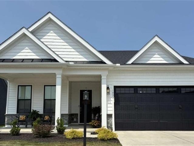 1033 Pasture Dr, Baden, PA 15005