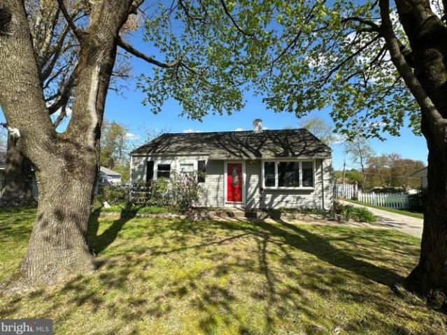 1033 Pennsylvania Ave, Southampton, PA 18966