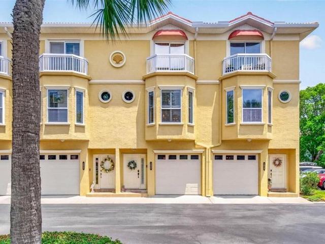 1033 Pinellas Bayway S, Tierra Verde, FL 33715