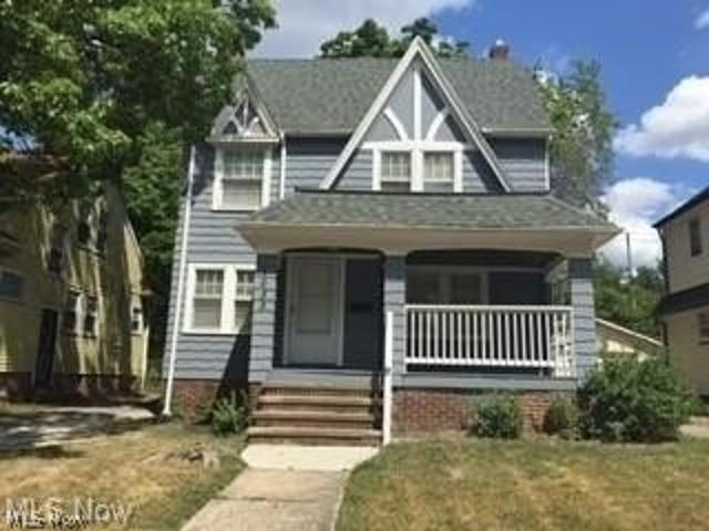 1033 Rushleigh Rd, Cleveland Heights, OH 44121
