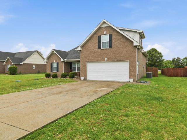 1033 Stratus Dr, Murfreesboro, TN 37127 | MLS #3185 | Compass