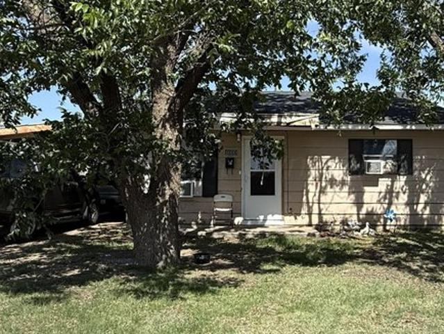 1033 S Farley St, Pampa, TX 79065