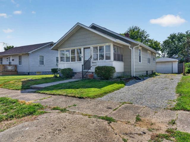 1033 S McCANN Street