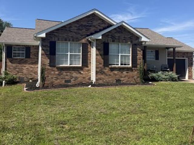 1033 Tylertown Rd, Clarksville, TN 37040