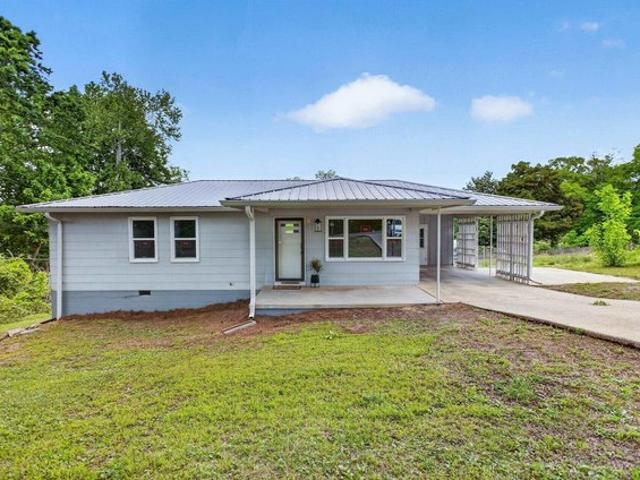 1033 W 33rd St, Anniston, AL 36201
