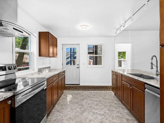 1033 85th Avenue W