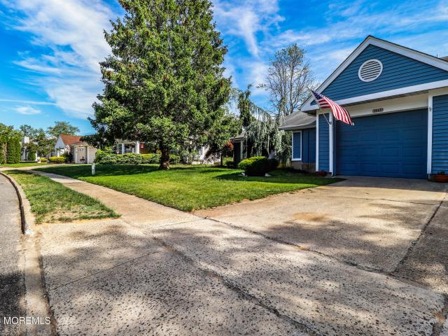 1033A Thornbury Lane