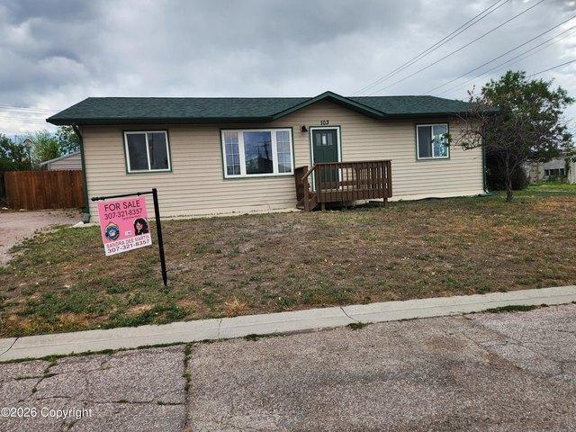 103 3rd Ave, Newcastle, WY 82701