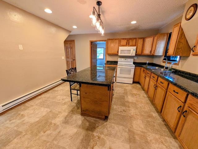 103 3rd Street SW