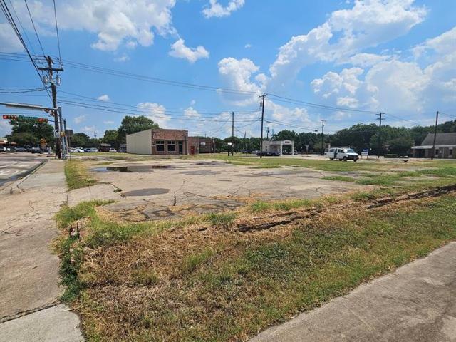 103 107 S Dallas Ave, Lancaster, TX 75146 | MLS #21042 | Compass
