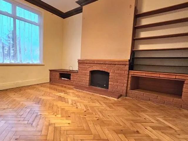 103 119a Oak Road, West Bromwich, B70 8QL, United Kingdom | 4 bed duplex for rent #167691797 | Rentberry