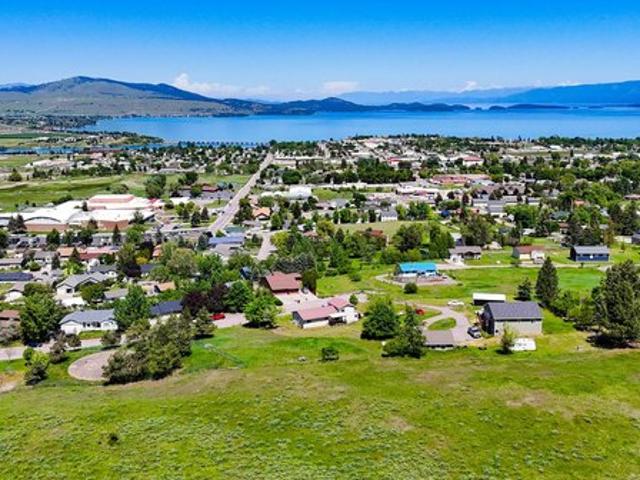 103 22nd Ave W, Polson, MT 59860