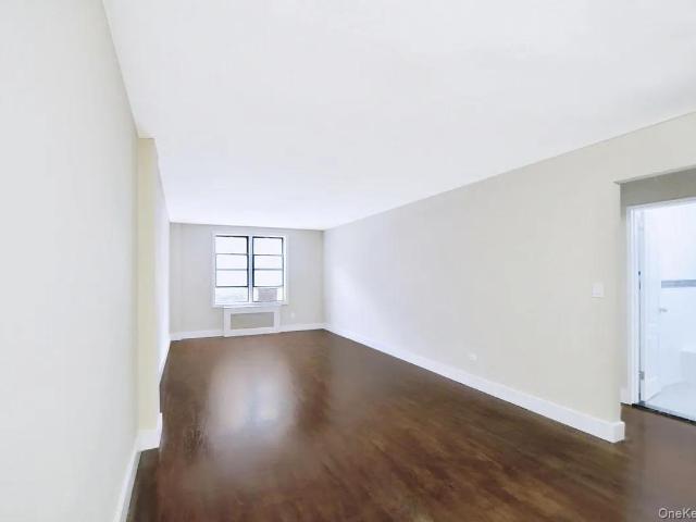 103 2 th Avenue 2S