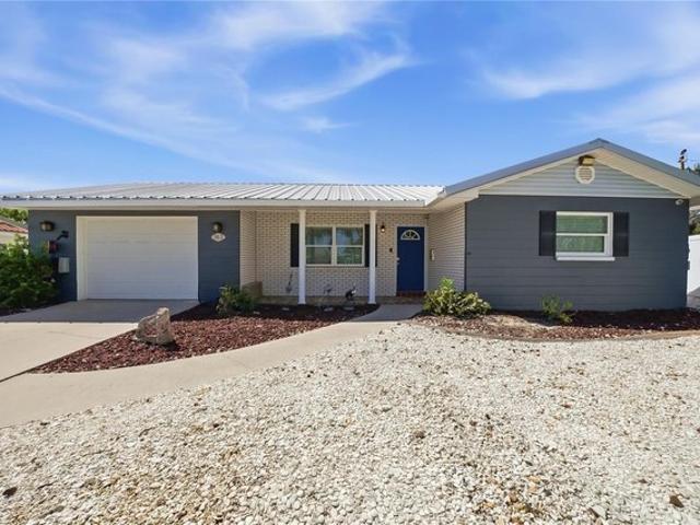 103 6th St NW, Ruskin, FL 33570