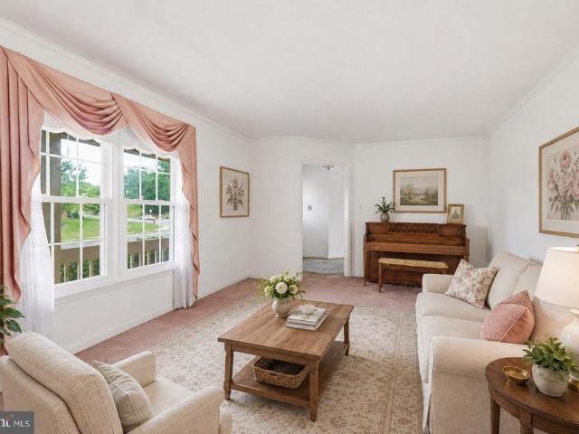 103 Country Club Drive SW