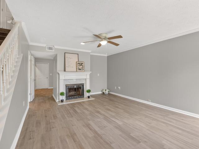 103 Coventry Woods Dr