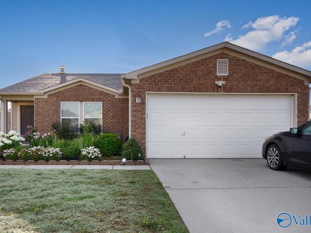 103 Coach Glen Drive